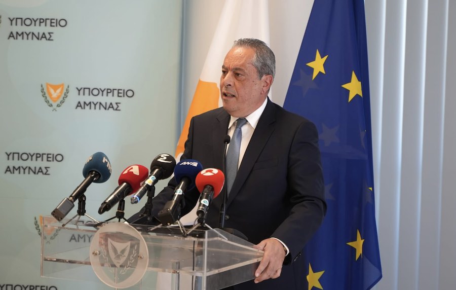 Δημοσιογραφική Διάσκεψη για Προβολή του Έργου του Υπουργείου Άμυνας και ...